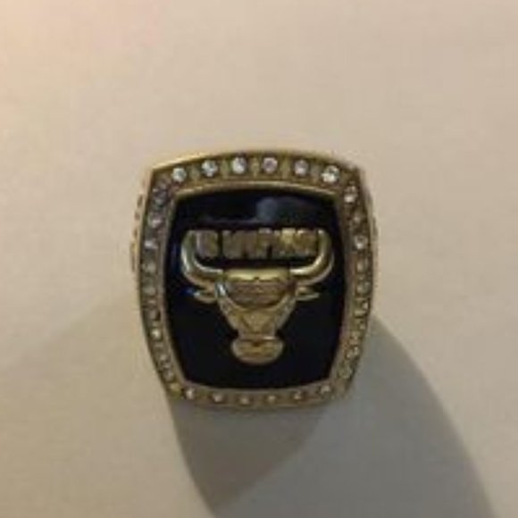 None | Accessories | New 991 Bulls Michael Jordan Championship Ring ...